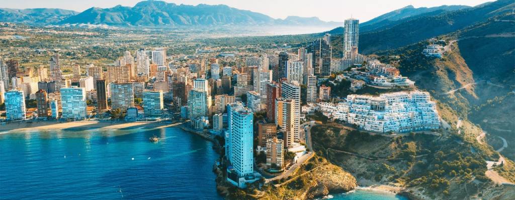 Vuelos baratos de Edimburgo a Benidorm - Iberia Costa Rica