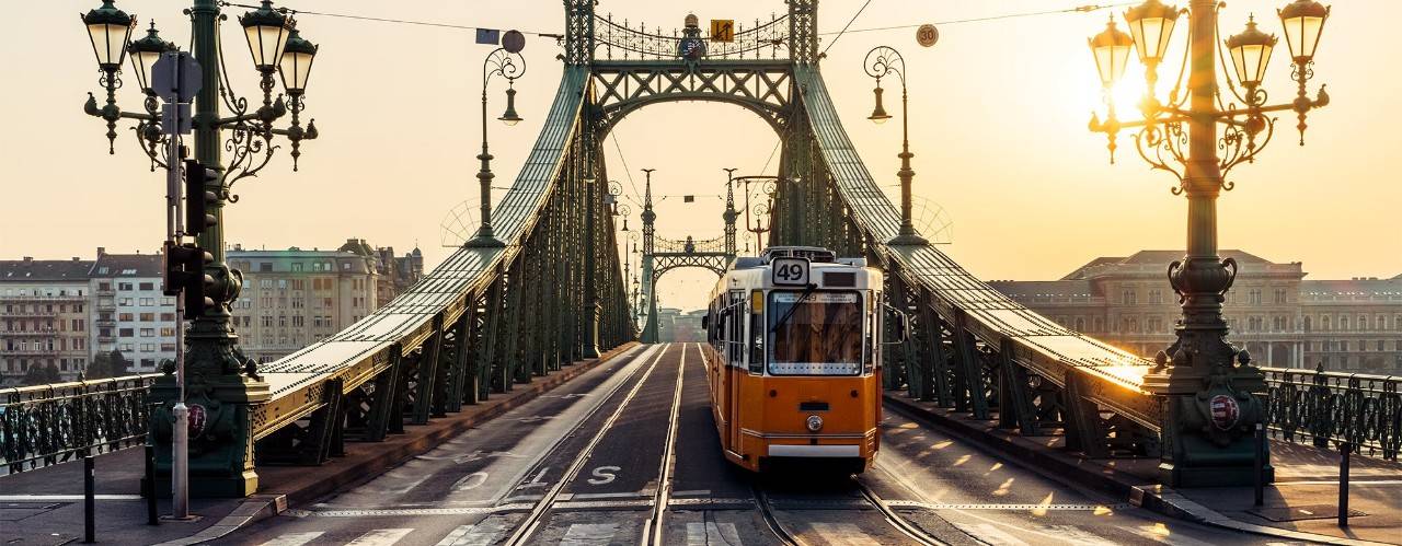 Cheap flights from Balmaceda to Budapest - Iberia Japan